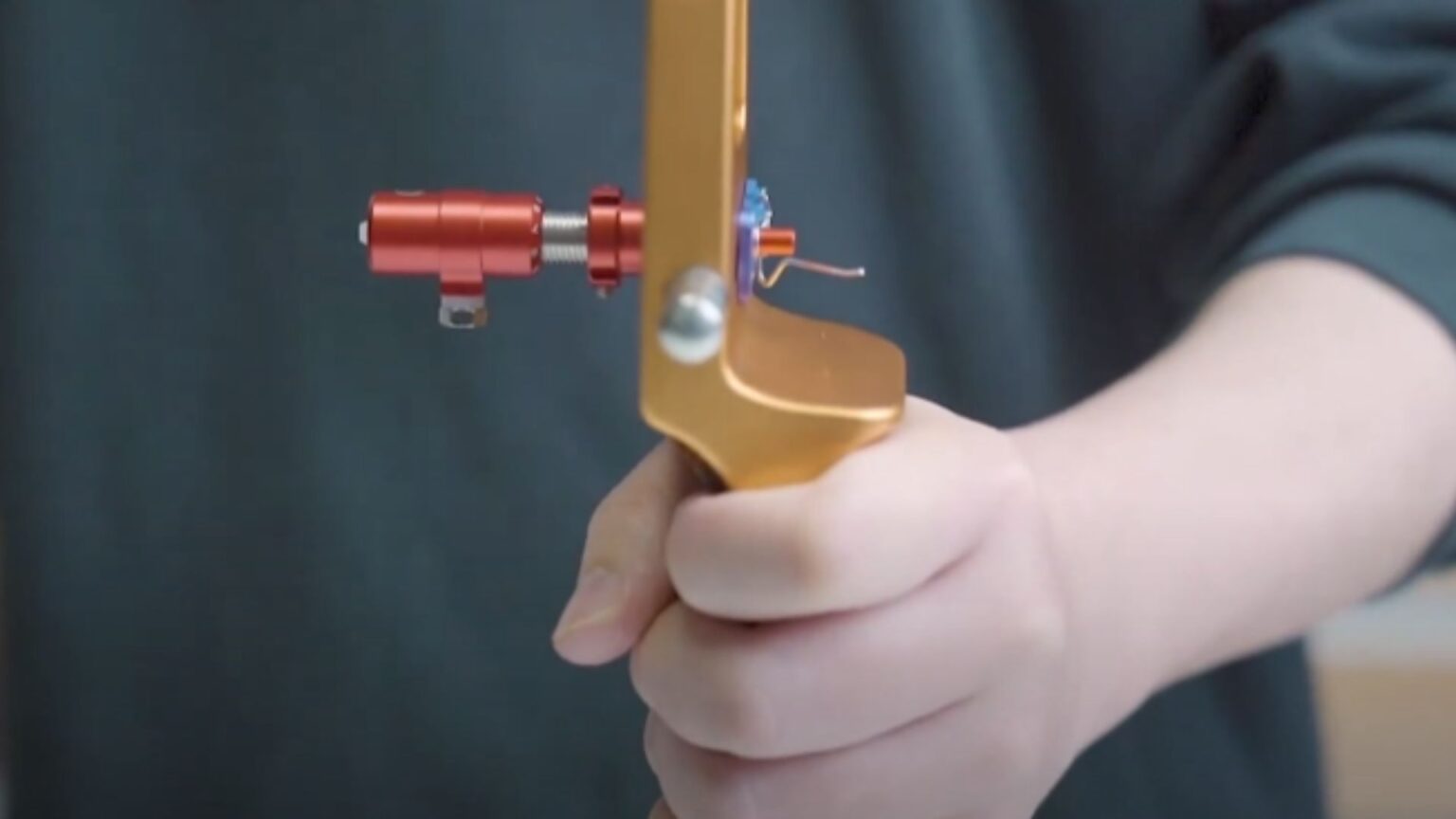 How Does a Magnetic Arrow Rest Work | infoarchery.com